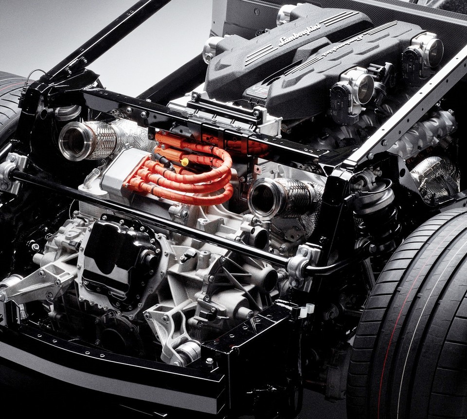 람보르기니, 첫 하이브리드 ‘코드명 LB744’ 모델 세부사항 공개