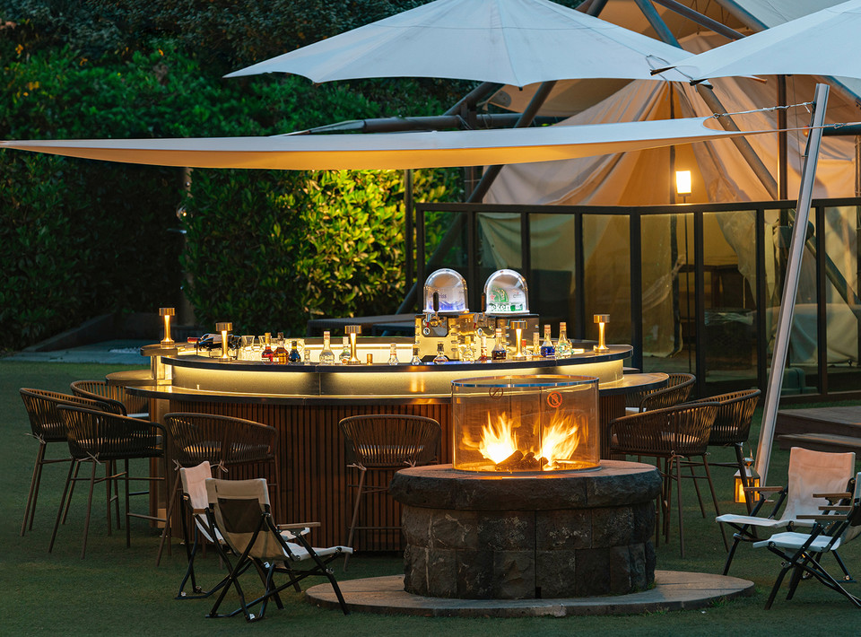 제주신라호텔, 휴양지의 특별한 밤을 위한 ‘글램핑 바’ 오픈